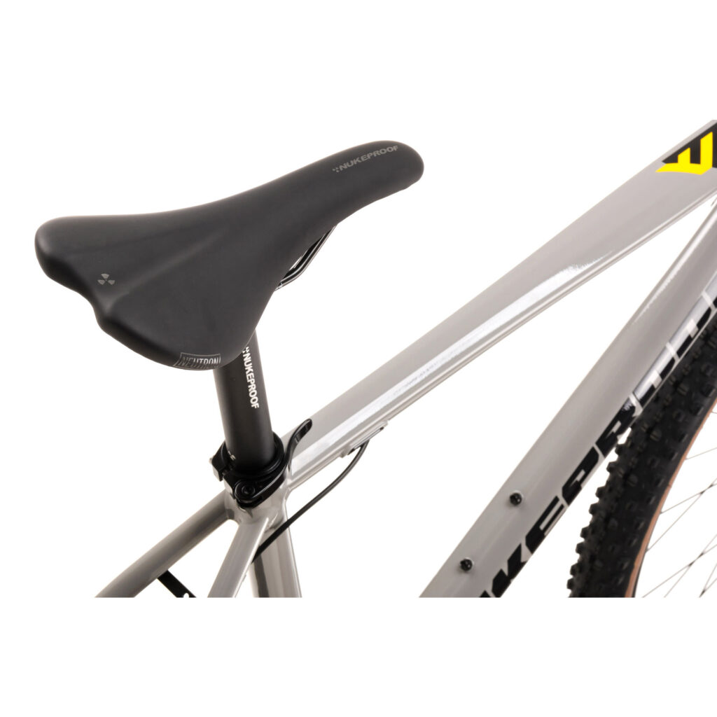 Nukeproof Digger 275 Comp Bike (2021) - GravelMotion